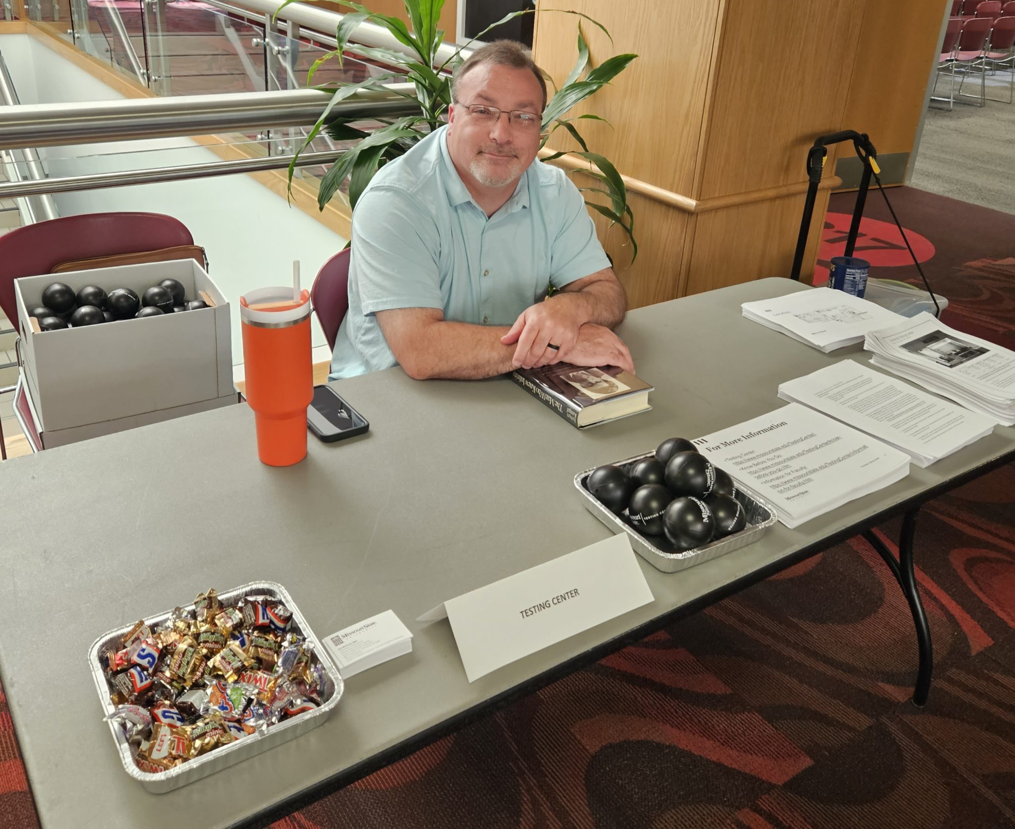 Libraries has Information Tables at Showcase - Library Notes